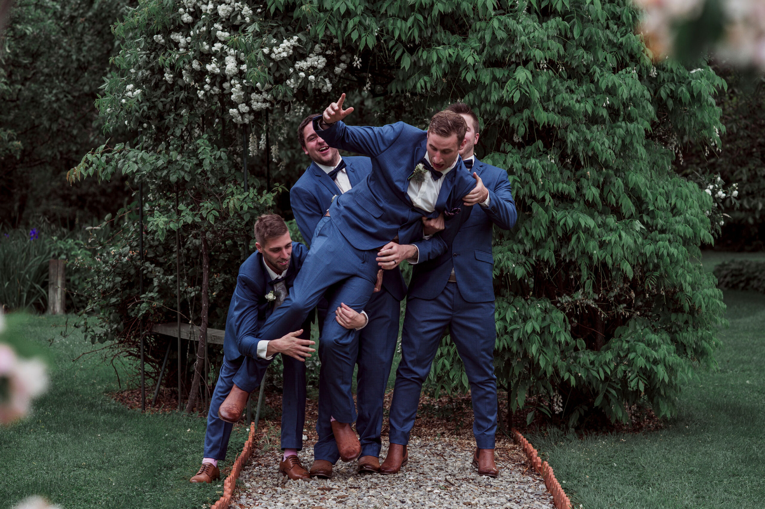 Gloria + Nate - Isle Weddings